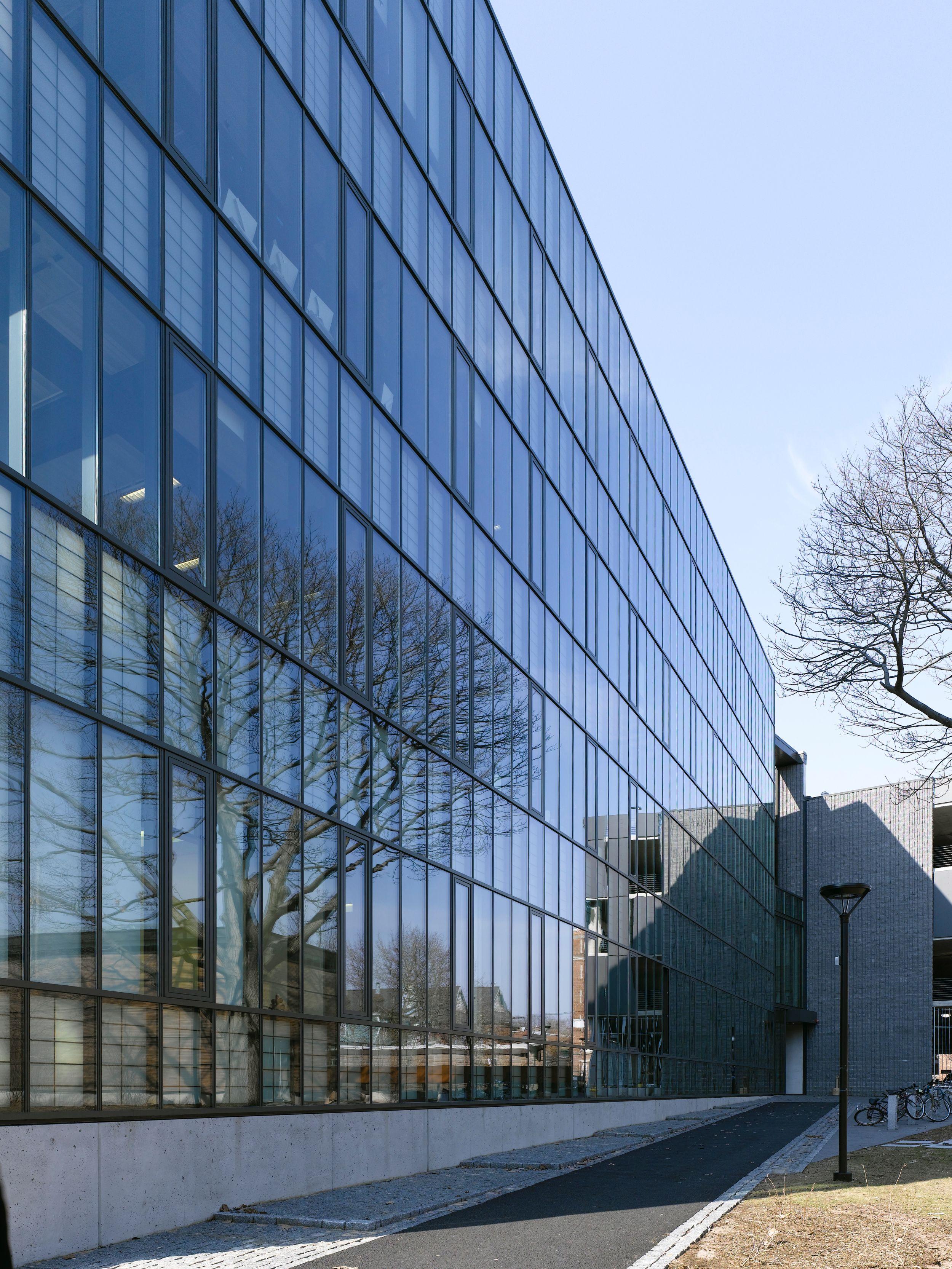 Yale Sculpture Building